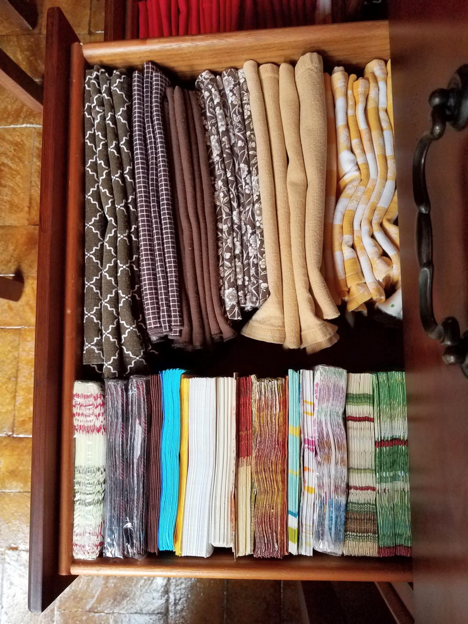 Organizing your collection of cloth napkins - Tidy Brown Wren, bringing ...